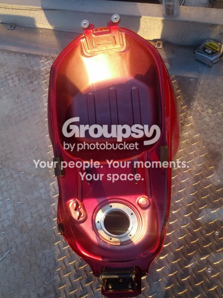 2007 Red Sv650 Gas tank | Suzuki SV650 Riders Forum